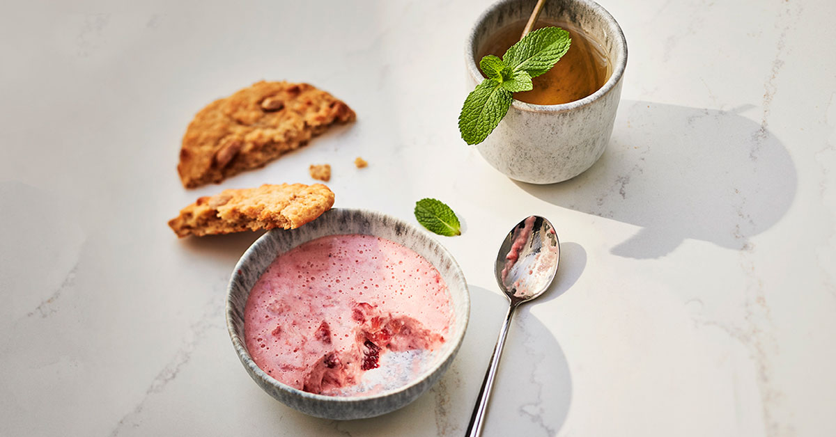 Maple Strawberry Compote with a Maple-Mint Infusion | Maple from Canada