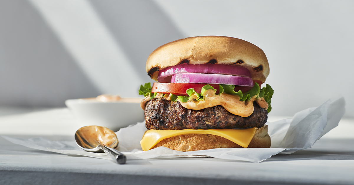 Burgers, sauce relevée à l’érable | Érable du Québec